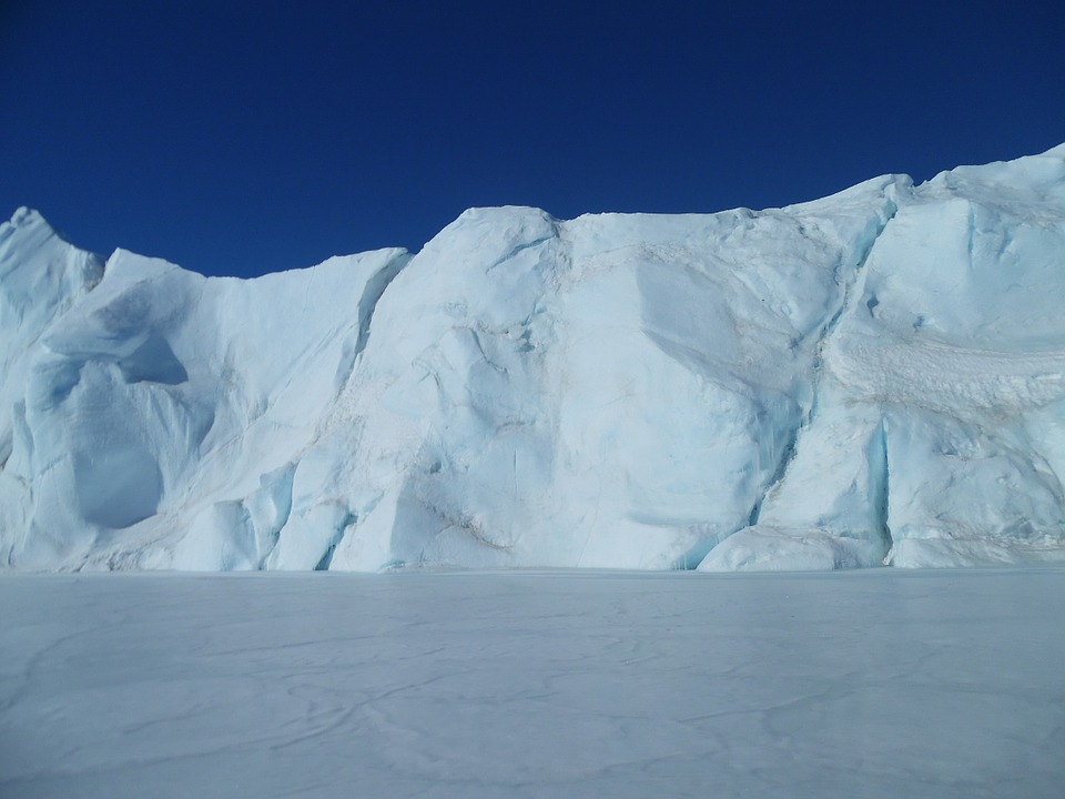 UAE’s Iceberg Project Tows Iceberg to Arabian Sea for Fresh Water ...